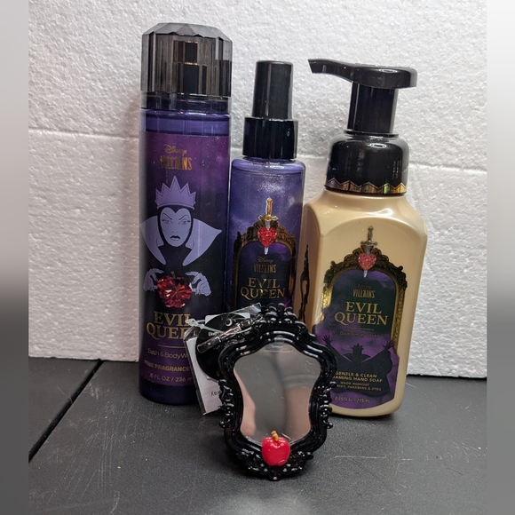 Disney | Bath & Body | 4 Piece Disney Villains Evil Queen Bath Body Set ...